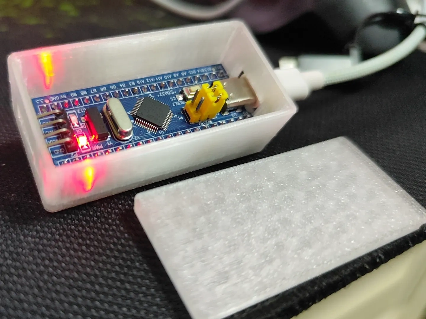 Housing STM32f103c8t6 Remixed by linbear - MakerWorld