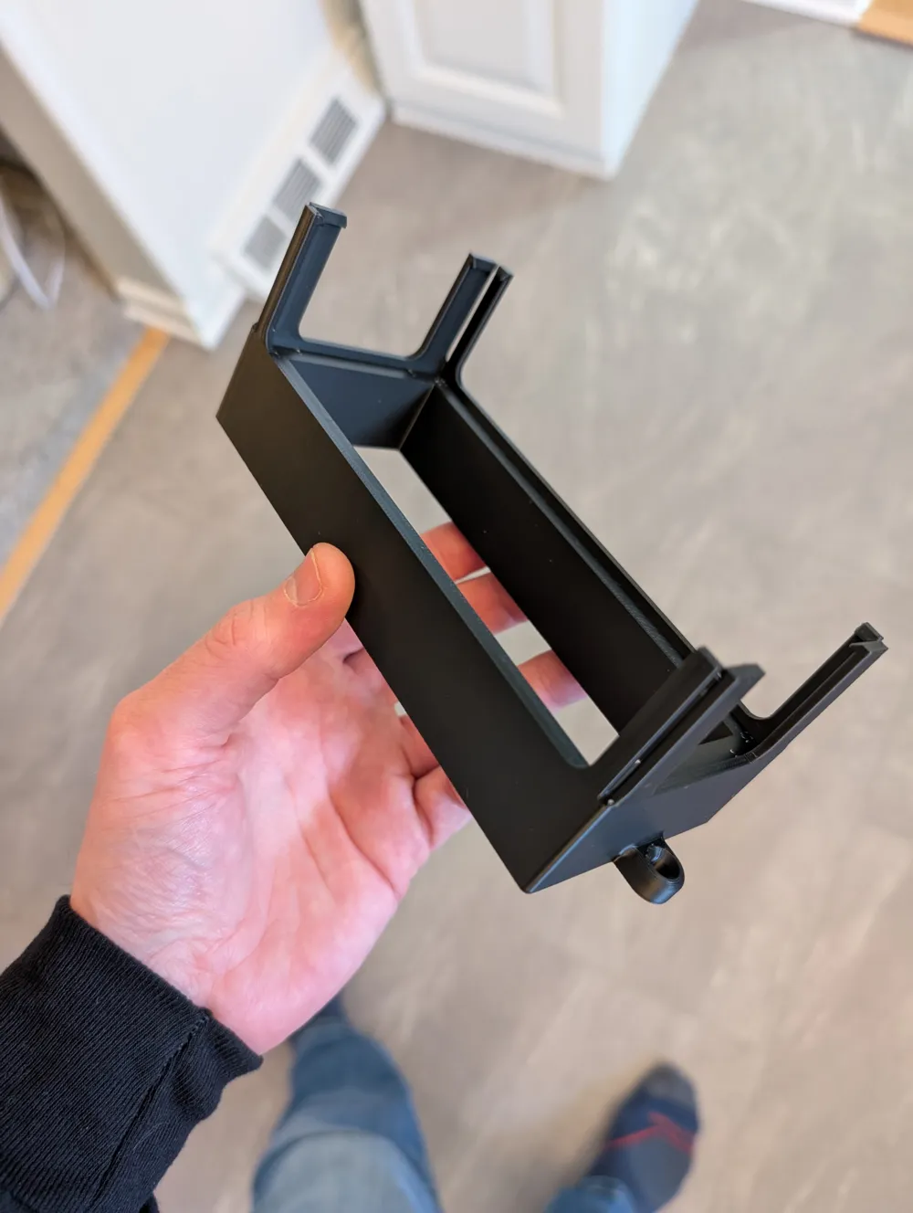 Under-Desk Mount for AILVLVNG Brand KVM Switch by EyeOutThereMakerWorld ...