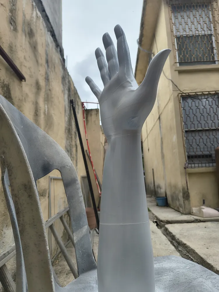 Hand and Forearm by Luis SustaitaMakerWorld: Download Free 3D Models