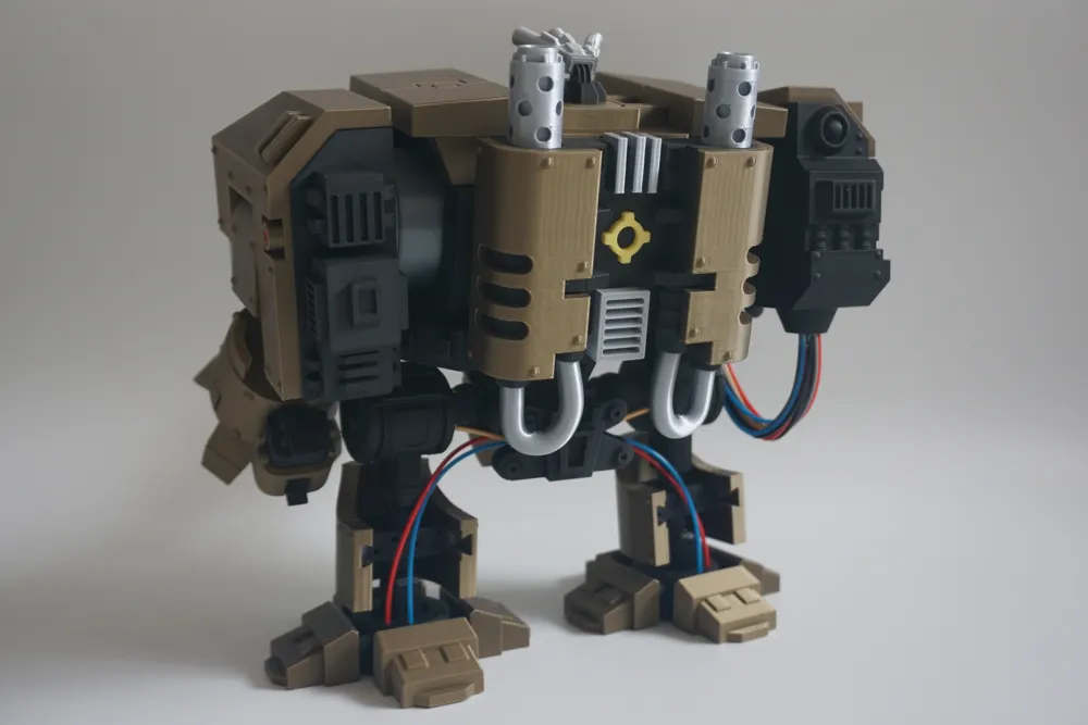 Um Bob Esponja robô mecha segurando uma arma - Modelo gratuito para ...