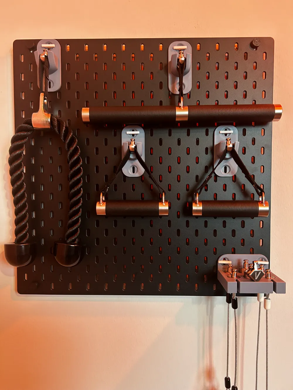 Vitruvian Trainer Holders for Skadis by user_4283360481 - MakerWorld