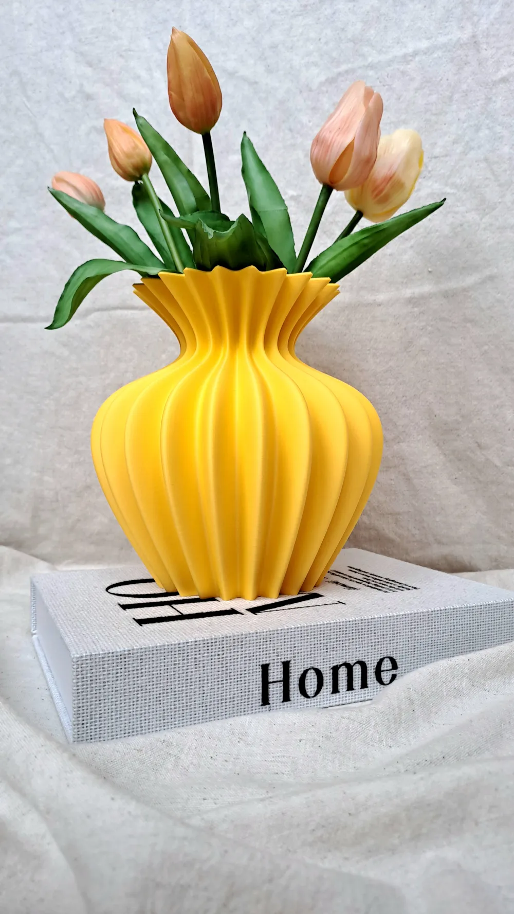 Tulip Vase - Free 3D Print Model - MakerWorld