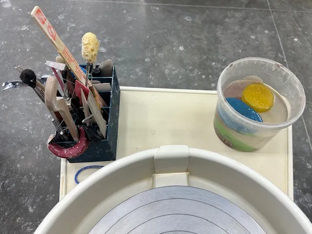 Pottery Tool Organizer with Drainage - Free 3D Print Model - MakerWorld