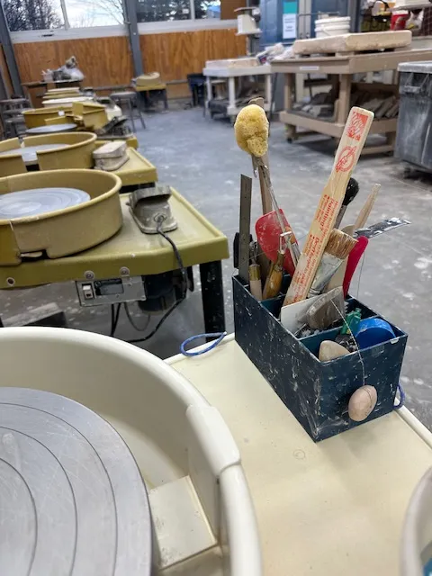 Pottery Tool Organizer with Drainage - Free 3D Print Model - MakerWorld
