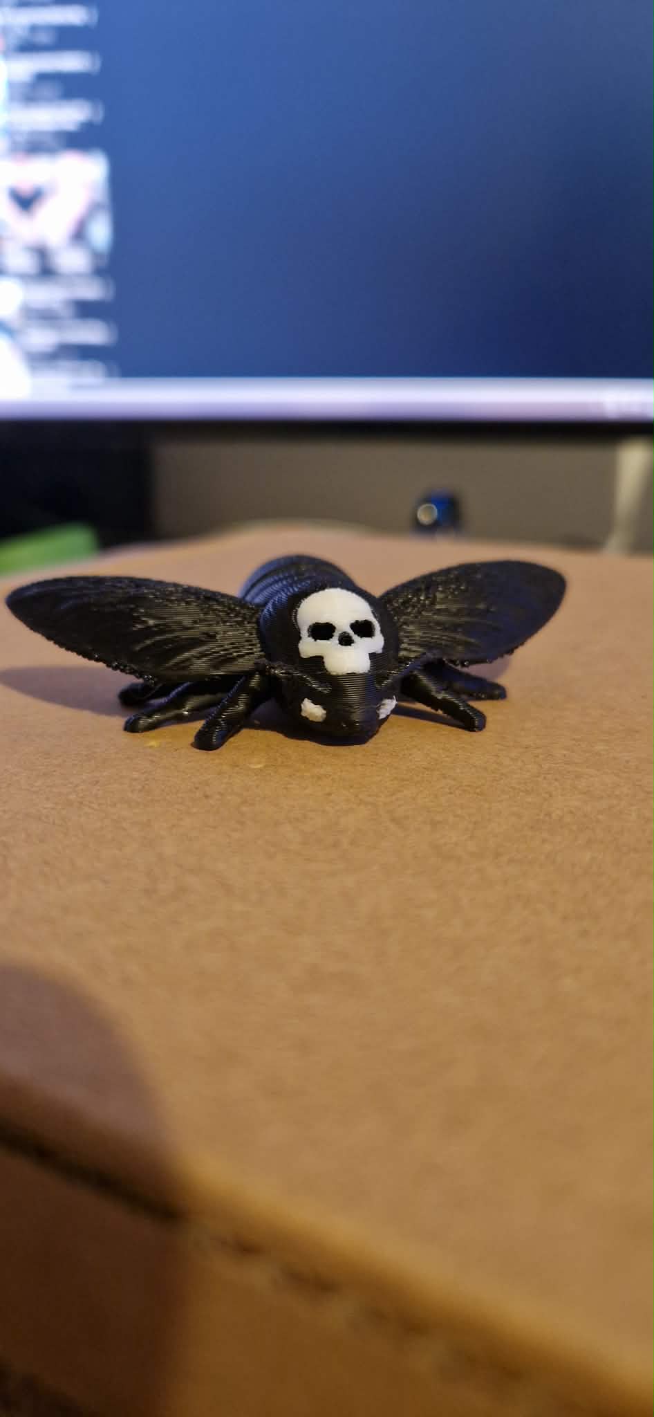 Articulated Death Moth Fidget Toy - Free 3D Print Model - MakerWorld