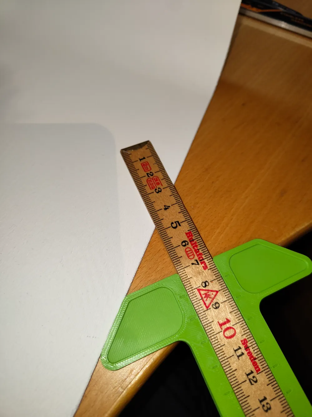 Guía plegable para reglas con borde de 45 grados por Mattias - MakerWorld