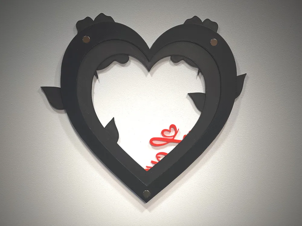 Heart of Roses Picture Frame - Free 3D Print Model - MakerWorld