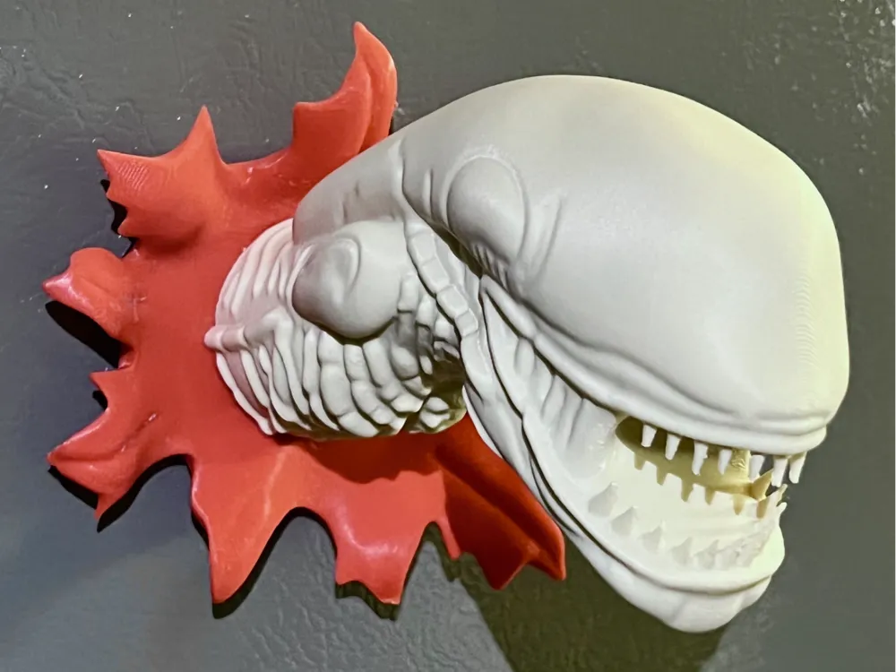 ChestBurster Fridge Magnet/Decor by Tech Syndicate - MakerWorld