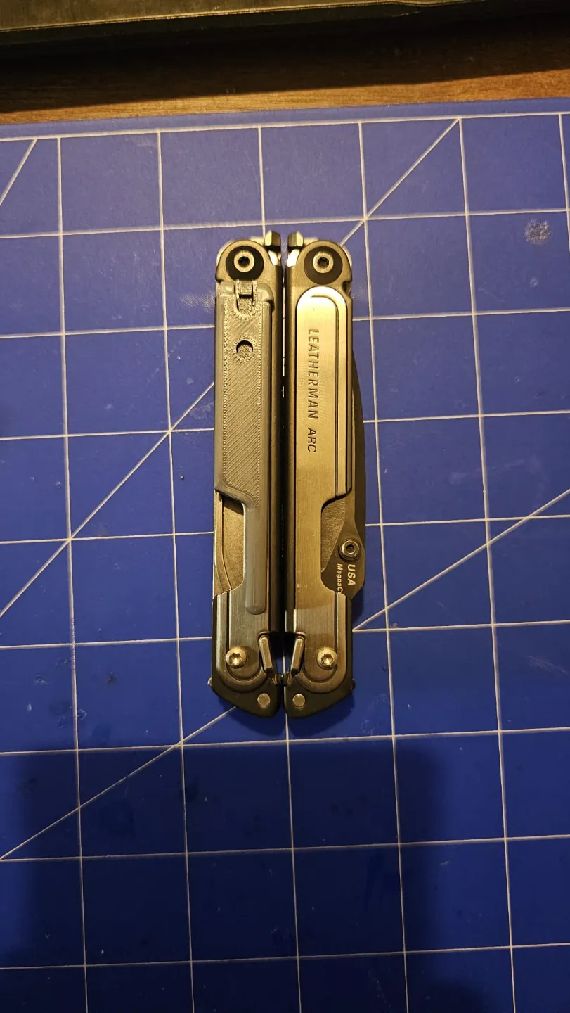Leatherman Arc accessory holder (toothpick tweezer and pen) by semm97 ...