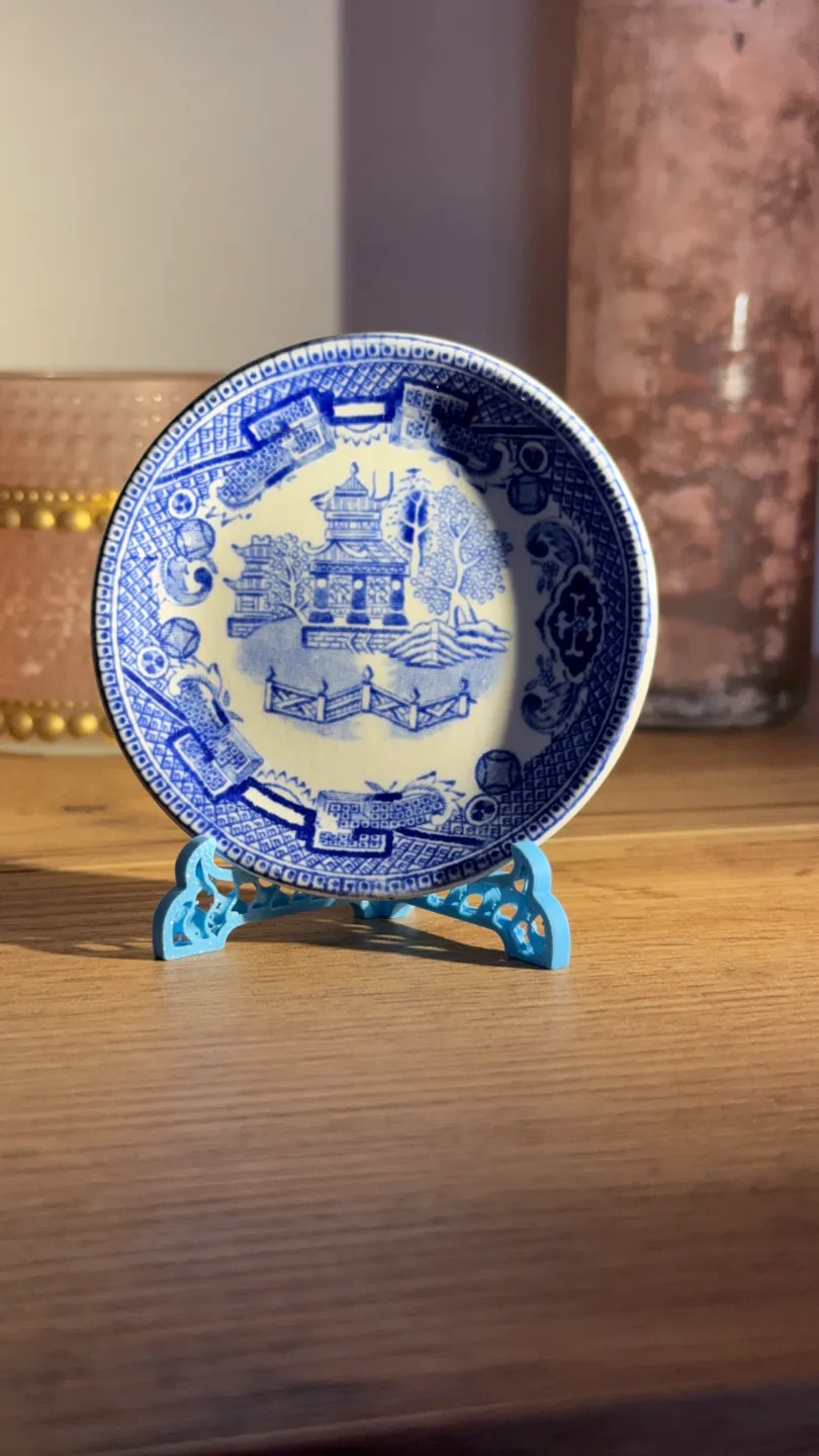 3D Printed Display Plate Stands by Lattaxil MakerWorld: Download Free ...