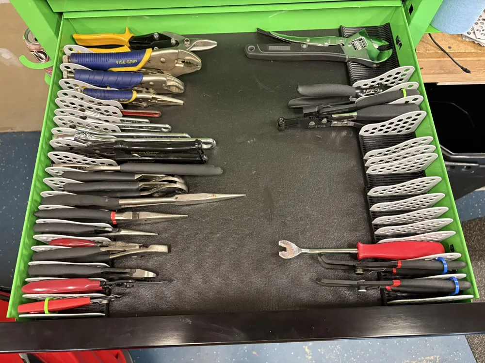 Adjustable Pliers Rack - Free 3D Print Model - MakerWorld