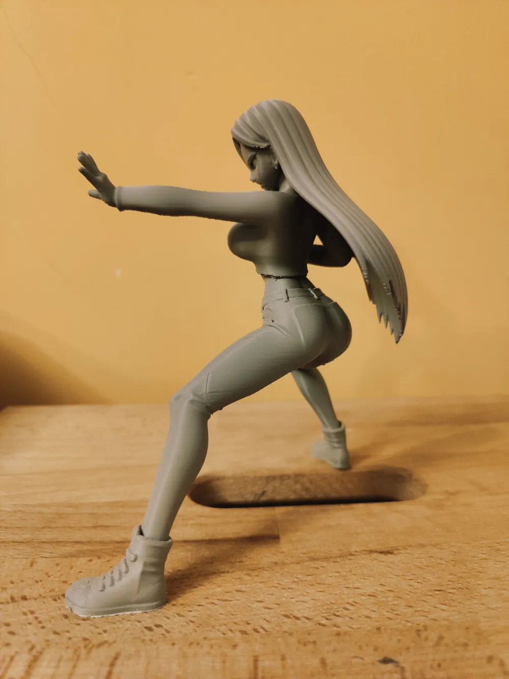 Fighting Girl - Free 3D Print Model - MakerWorld