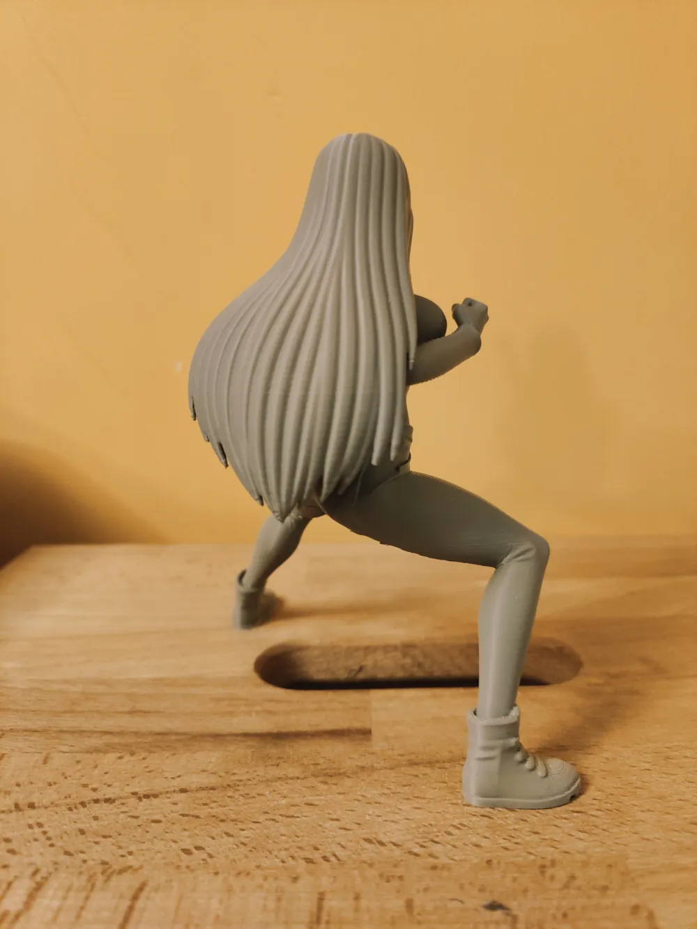 Fighting Girl - Free 3D Print Model - MakerWorld