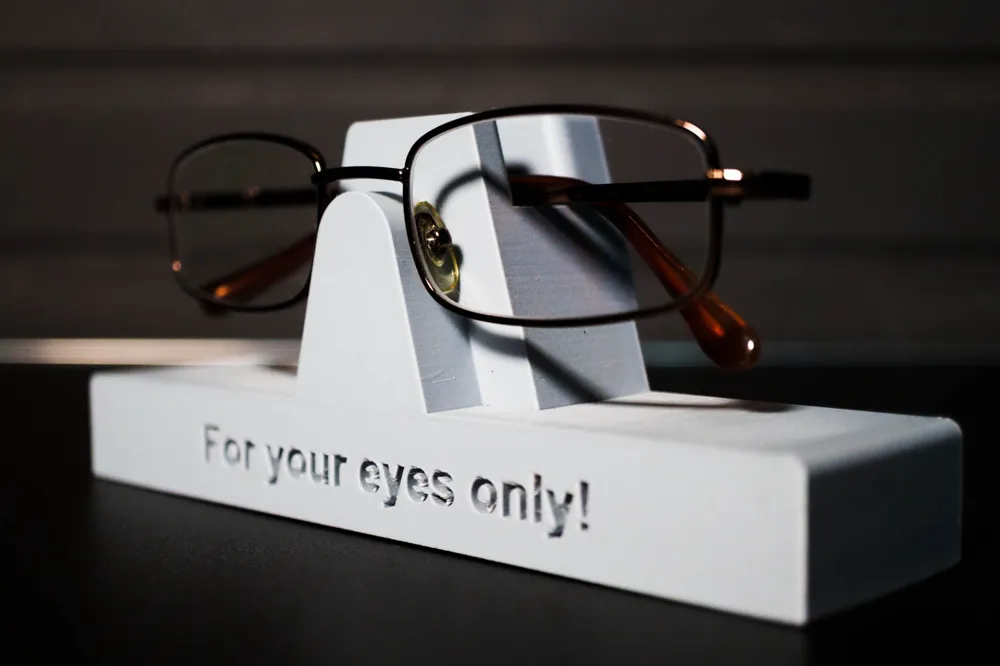 Elegant Glasses Stand - For Your Eyes Only! by 7CUTS - MakerWorld