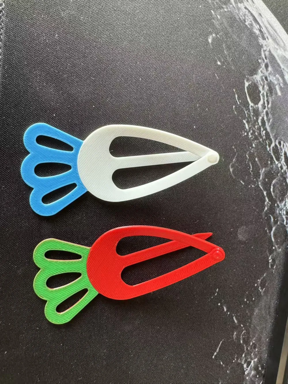 Carrot Hair Clip - Free 3D Print Model - MakerWorld