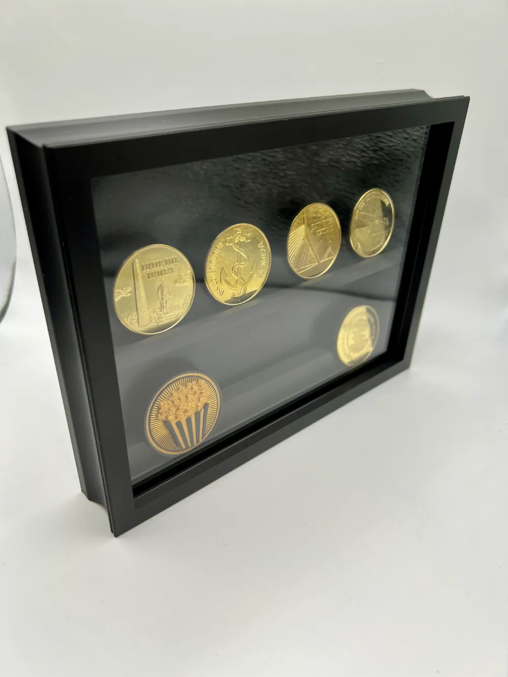 Coin Display Case by SpaceMan_03 MakerWorld: Download Free 3D Models