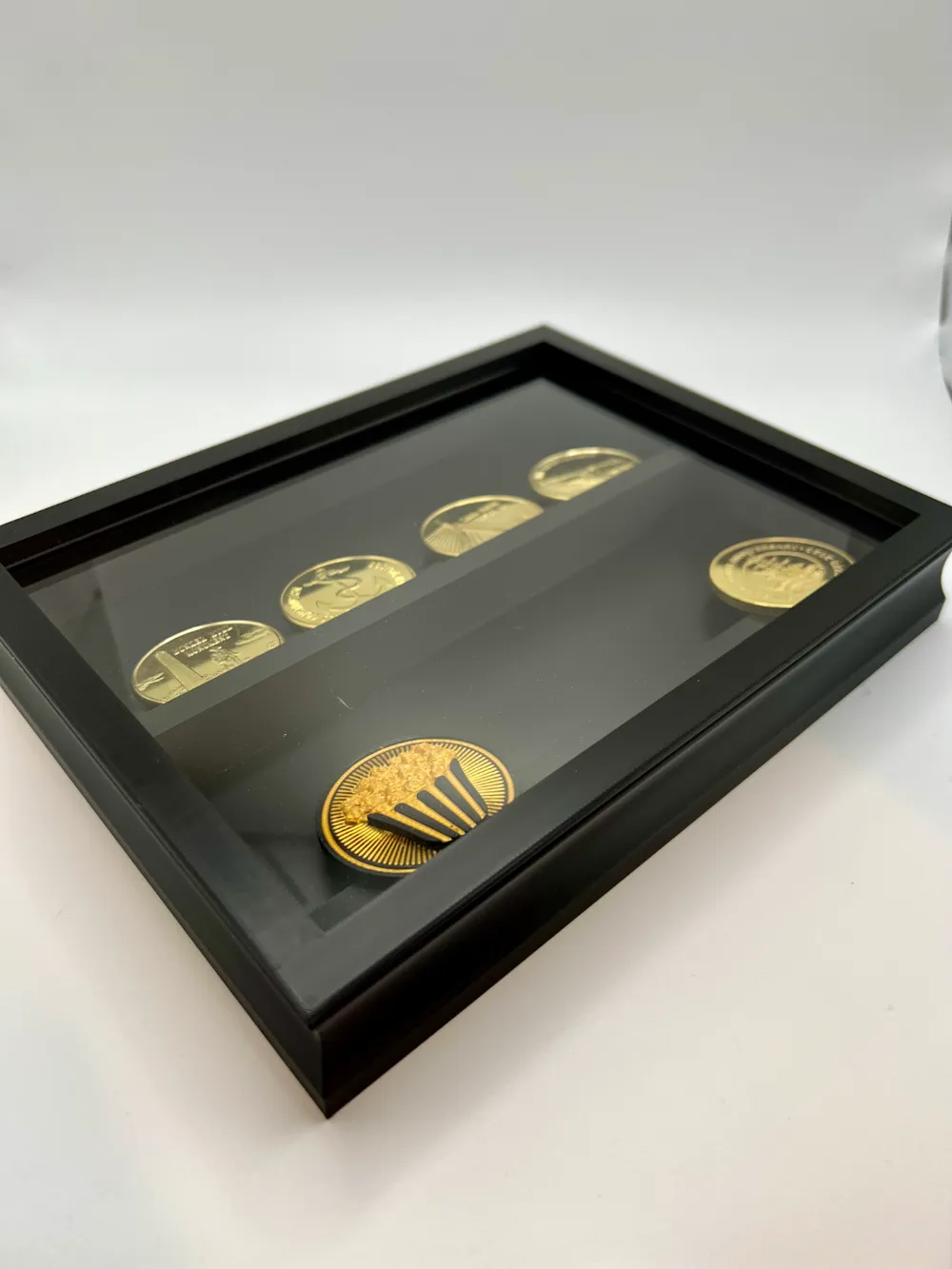 Coin Display Case by SpaceMan_03 MakerWorld: Download Free 3D Models