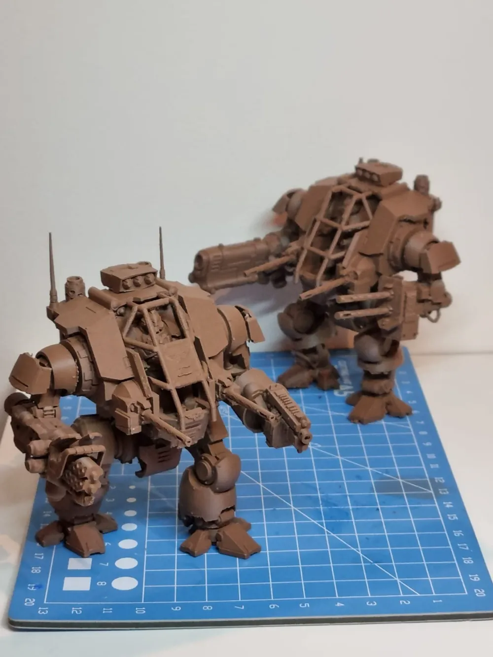 40K Invictor Warsuit Dreadnought Warhammer by Petur Printur - MakerWorld