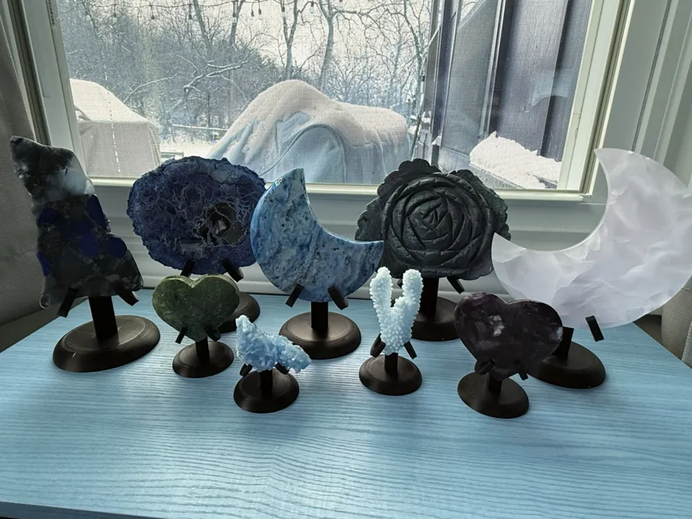 Crystal, Mineral, Fossil, and Moon Specimen Holder - Free 3D Print ...