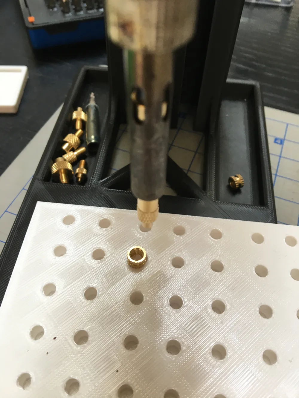 Heat Insert Press - Fully printable on A1 mini Remixed by DomPerignon ...