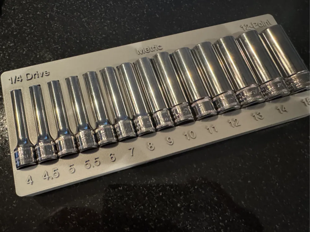 Gridfinity socket tray - Snap-on 1/4, Metric, deep by SnakeEater Design LabMakerWorld: Download ...