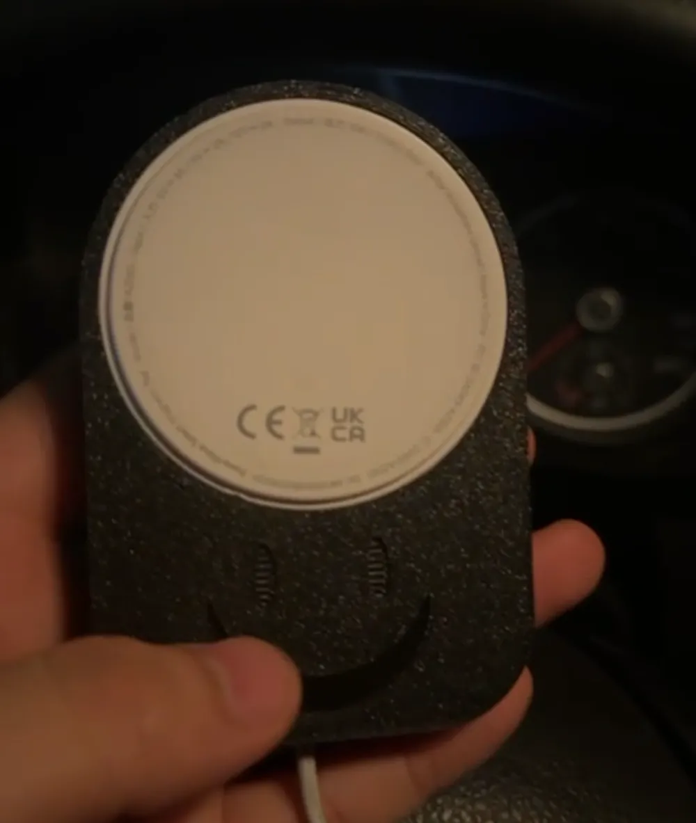 Magsafe car mount for Anker PowerWave Charger by aaSchcolnik - MakerWorld