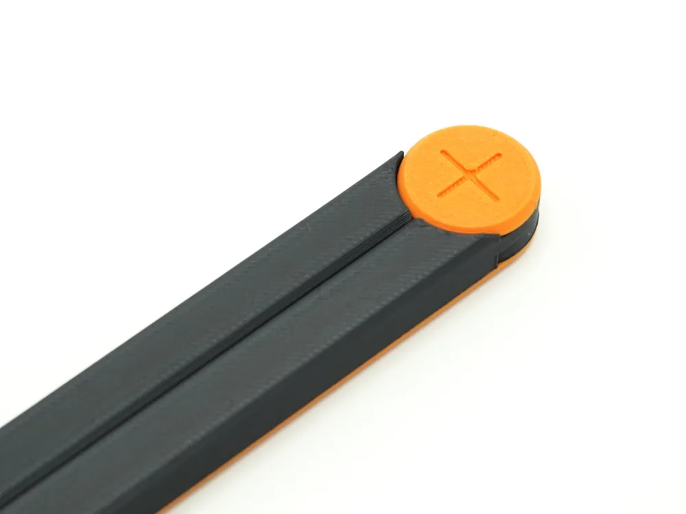 Foldable Center Finder by Kong 3D MakerWorld: Download Free 3D Models