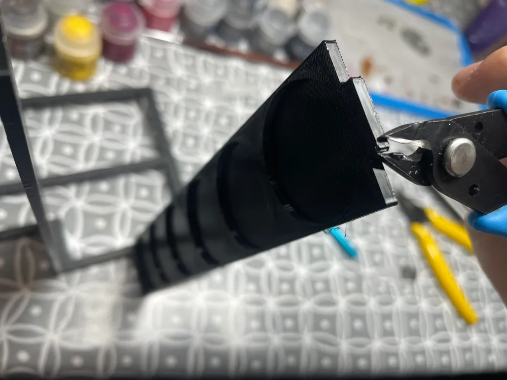 Citadel Warhammer Paint Stand by 2gx55cd4tw - MakerWorld