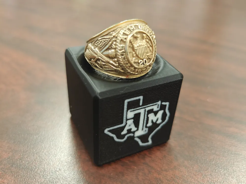 Aggie Ring Holder - Free 3D Print Model - MakerWorld