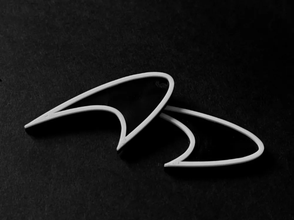 McLaren keychain & logo - Free 3D Print Model - MakerWorld