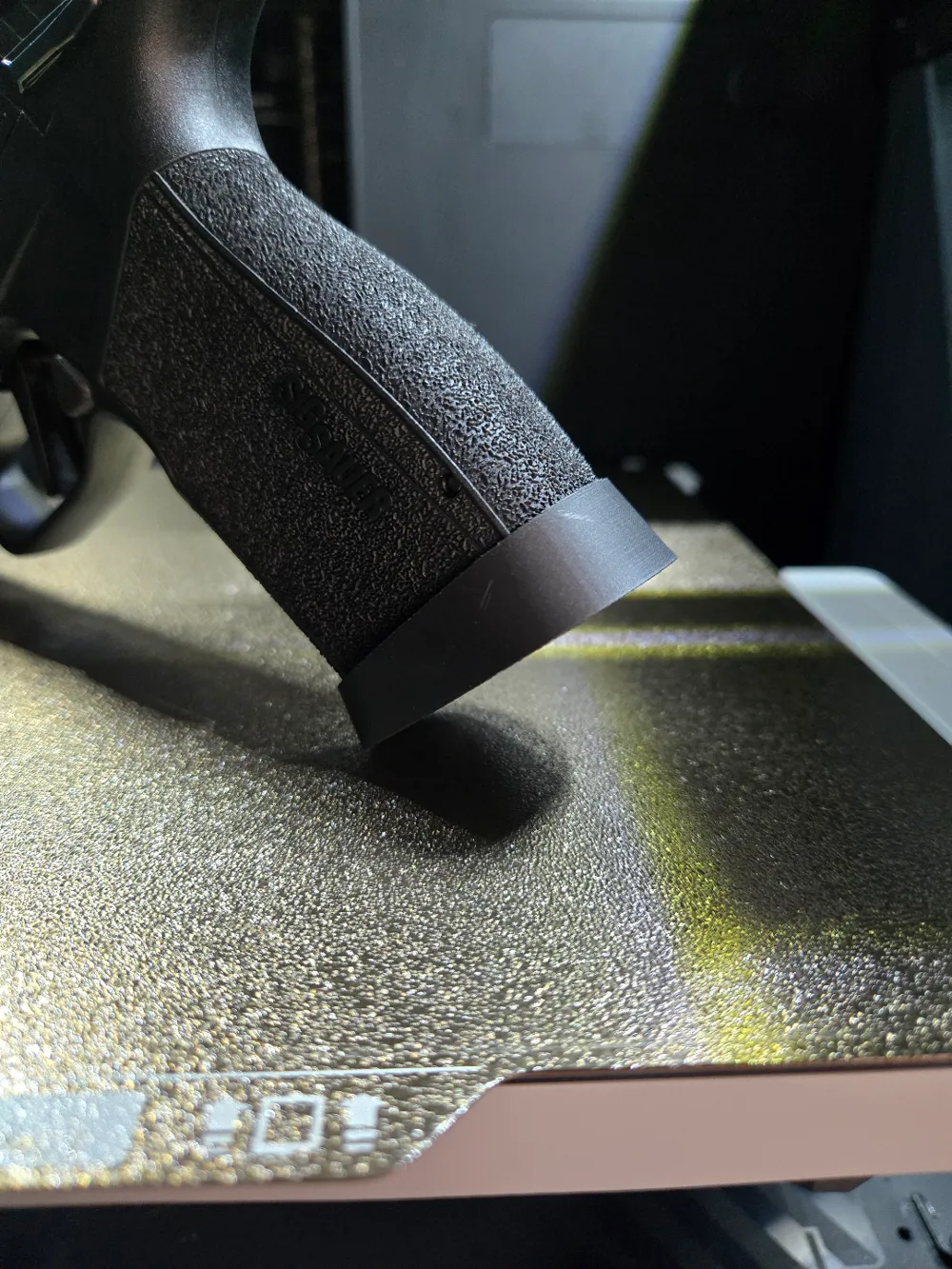 SIG P365 XMacro Magwell - Free 3D Print Model - MakerWorld