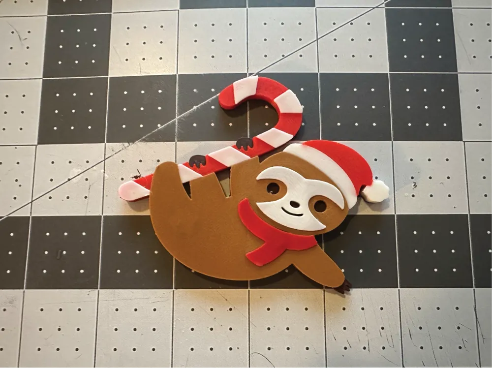 Holiday Cheer with a Festive Sloth Design! - Free 3D Print Model ...
