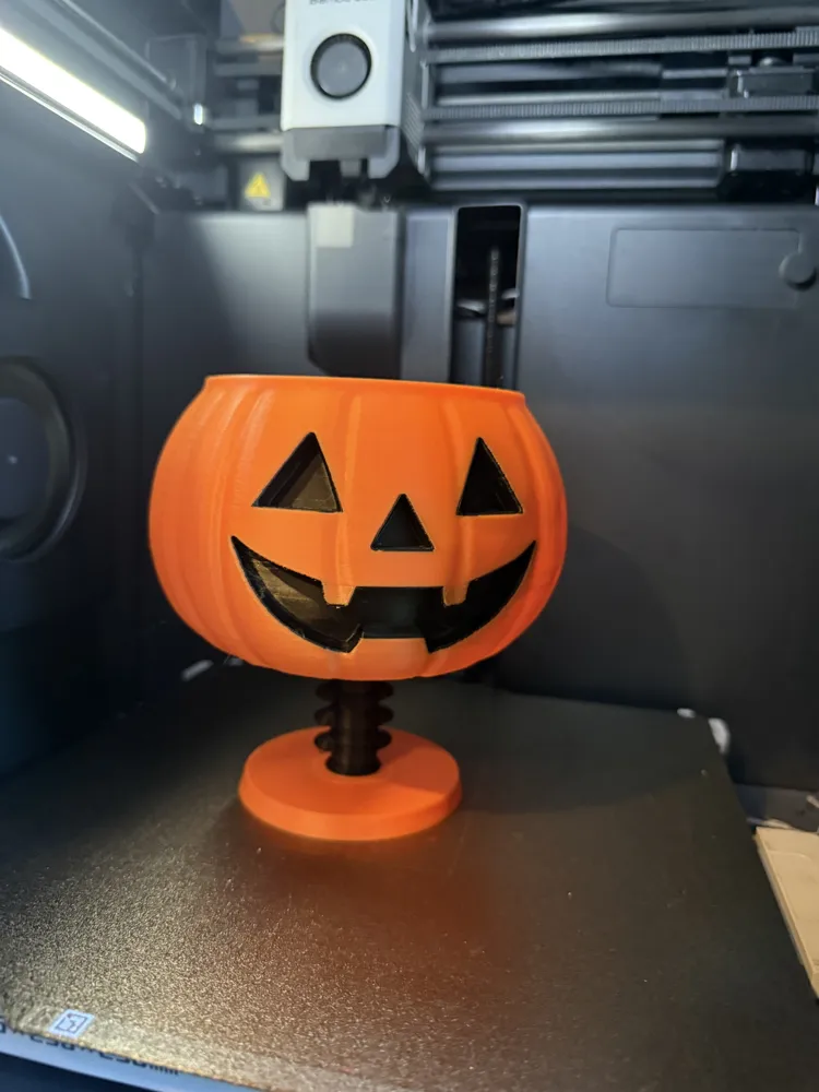 Pumpkin Grin Candy Keeper by Lazers and Layers MakerWorld: Download ...