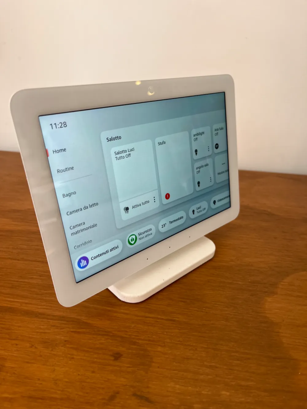 Echo Hub Stand 15° - Free 3D Print Model - MakerWorld