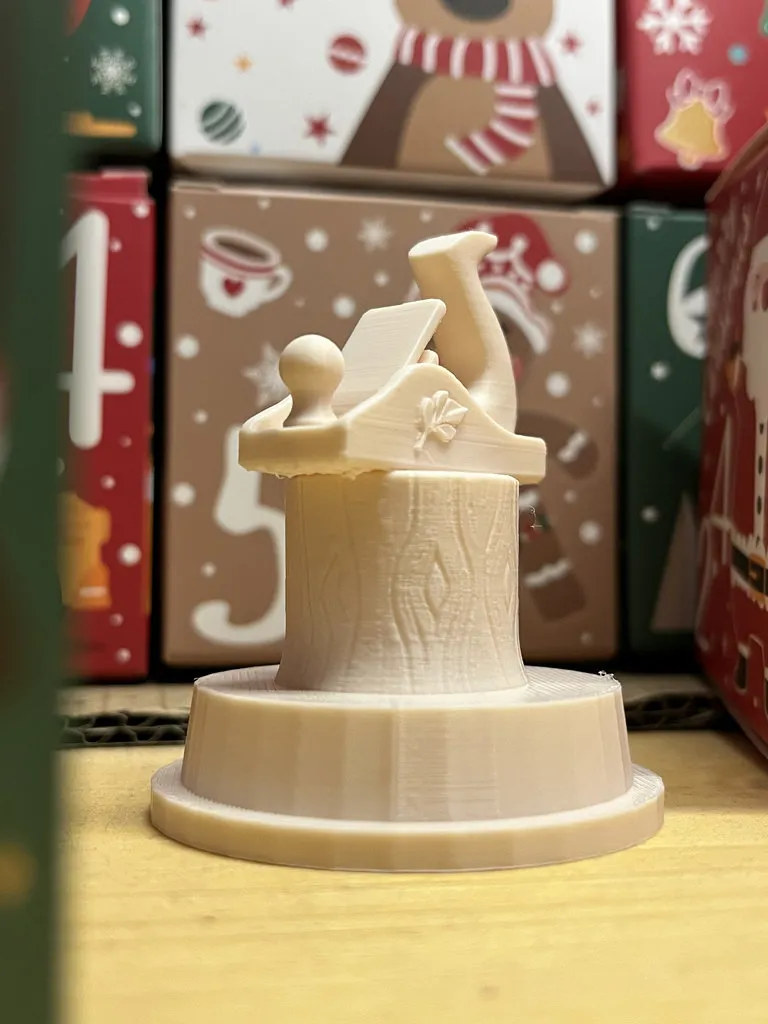 Elf Carpenter Trophy - Free 3D Print Model - MakerWorld