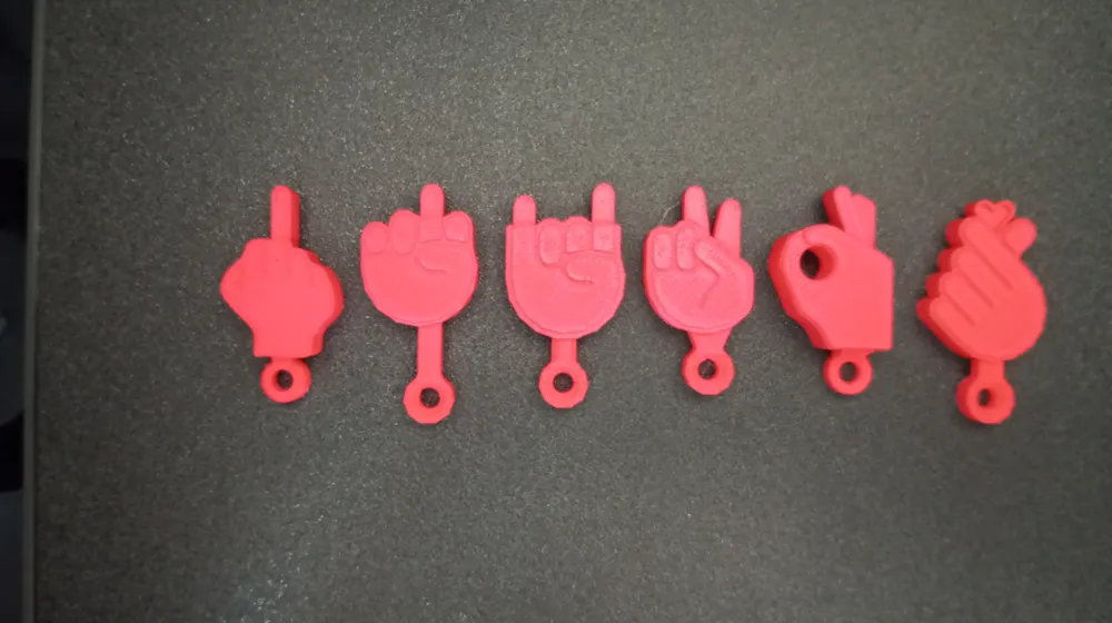 cute keychains - Free 3D Print Model - MakerWorld
