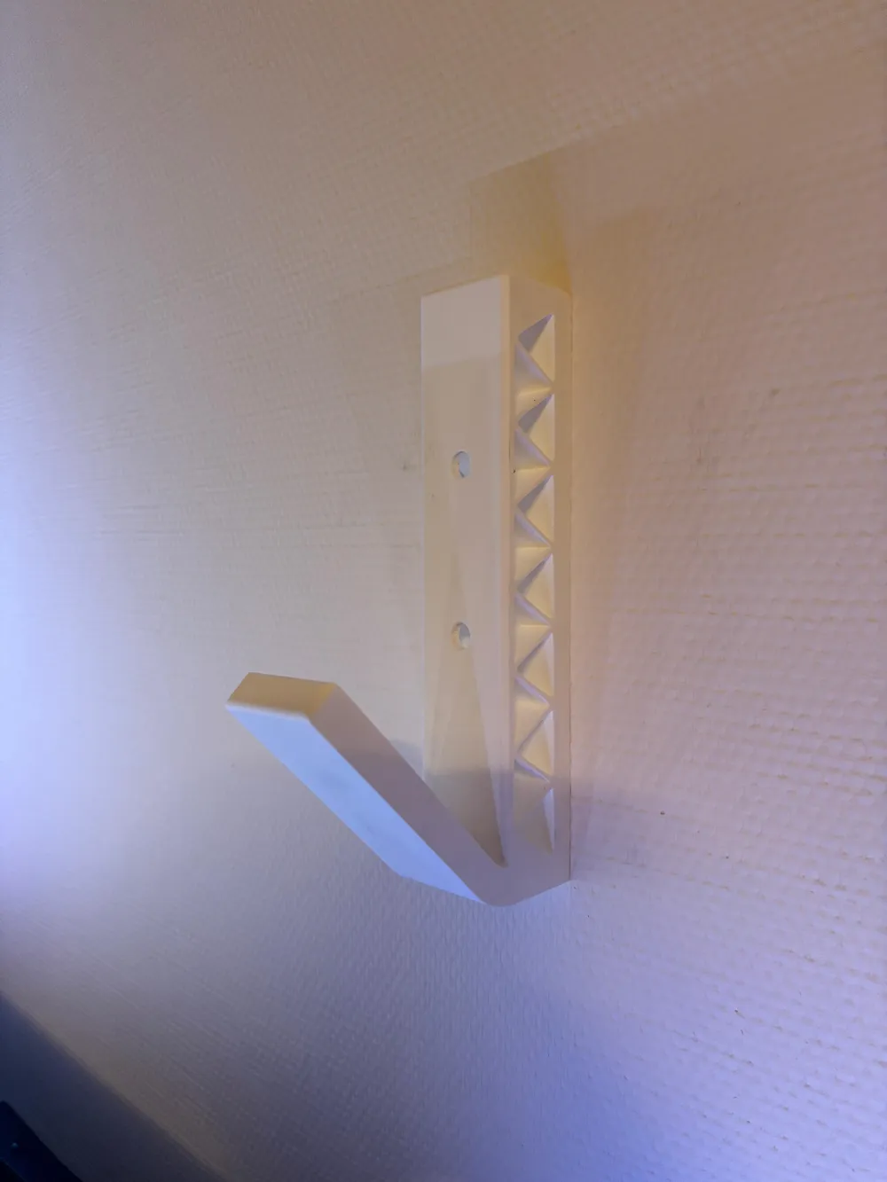 Snowboard Wallholder - Free 3D Print Model - MakerWorld