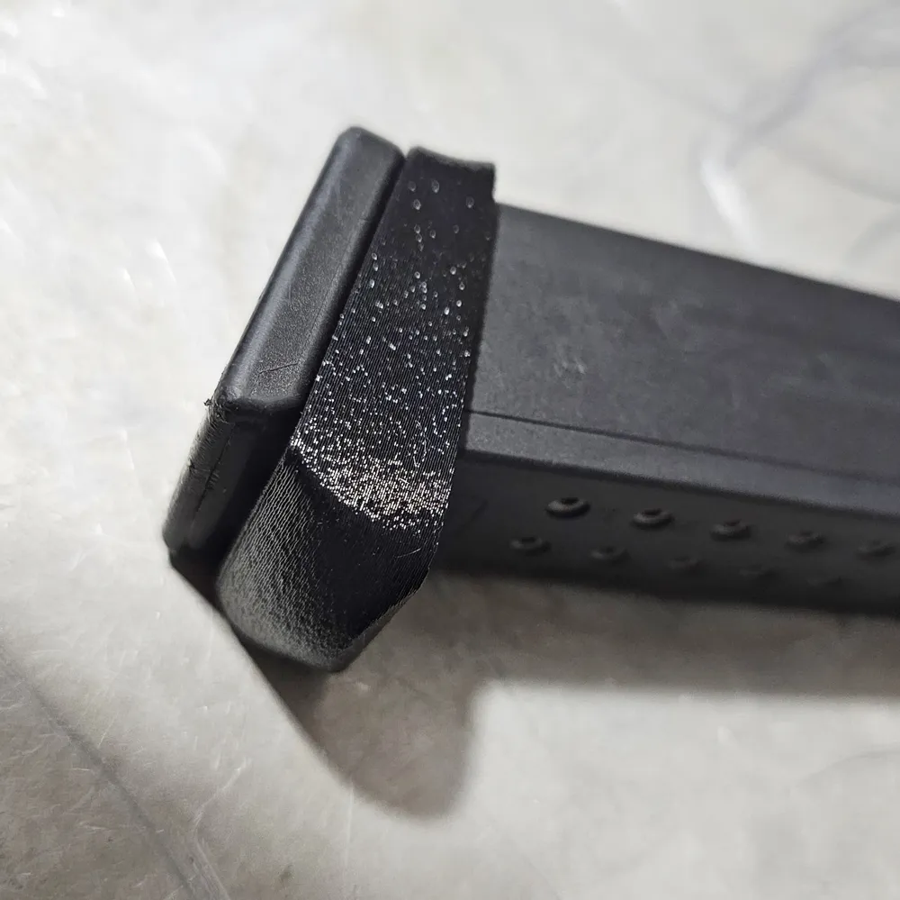 SCT 19 w/ magwell- spacer to use Glock 17 mags by SomeDude MakerWorld ...