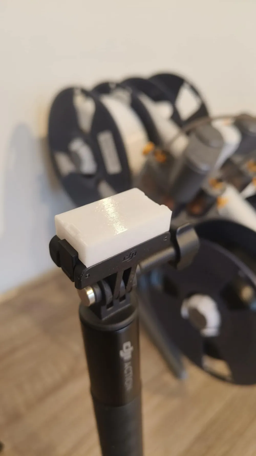 Dji coupler for dji osmo action mini lamp - Free 3D Print Model ...