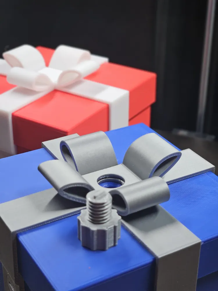 Mechanically Locking Gift Card Box - Free 3D Print Model - MakerWorld