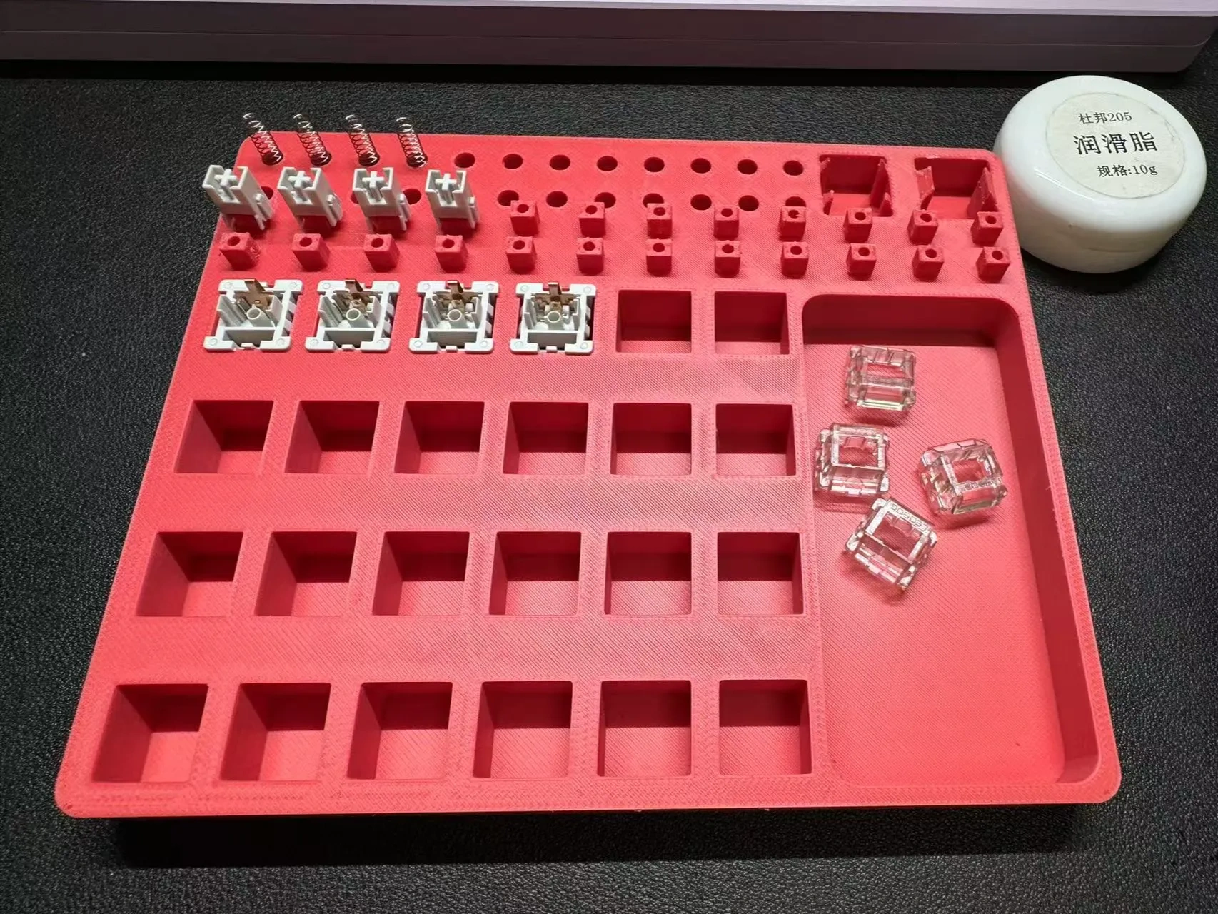 Keyboard switch opener, lube plate disassembly and assembly integrated ...