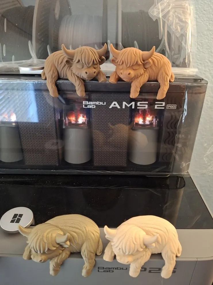 Sleeping Highland Cow Monitor Buddy - Free 3D Print Model - MakerWorld