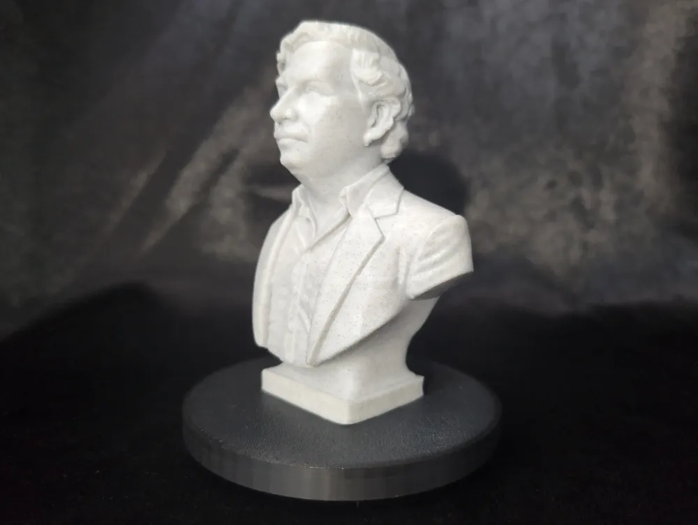 Pablo Escobar Bust - Free 3D Print Model - MakerWorld