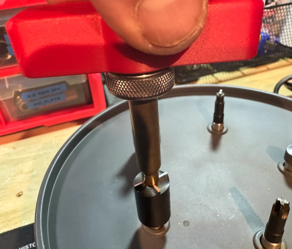 Lee Precision Lock Stud Holder by Ajnova75 - MakerWorld