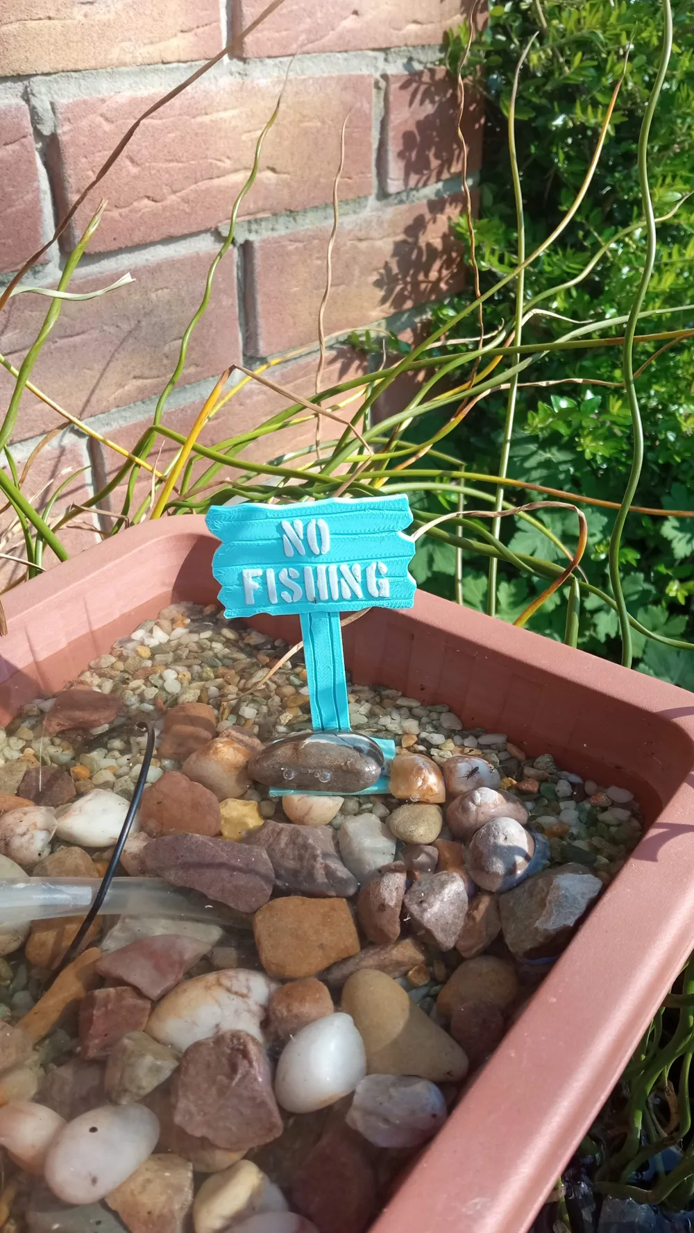 Aquarium no fishing sign post - Free 3D Print Model - MakerWorld