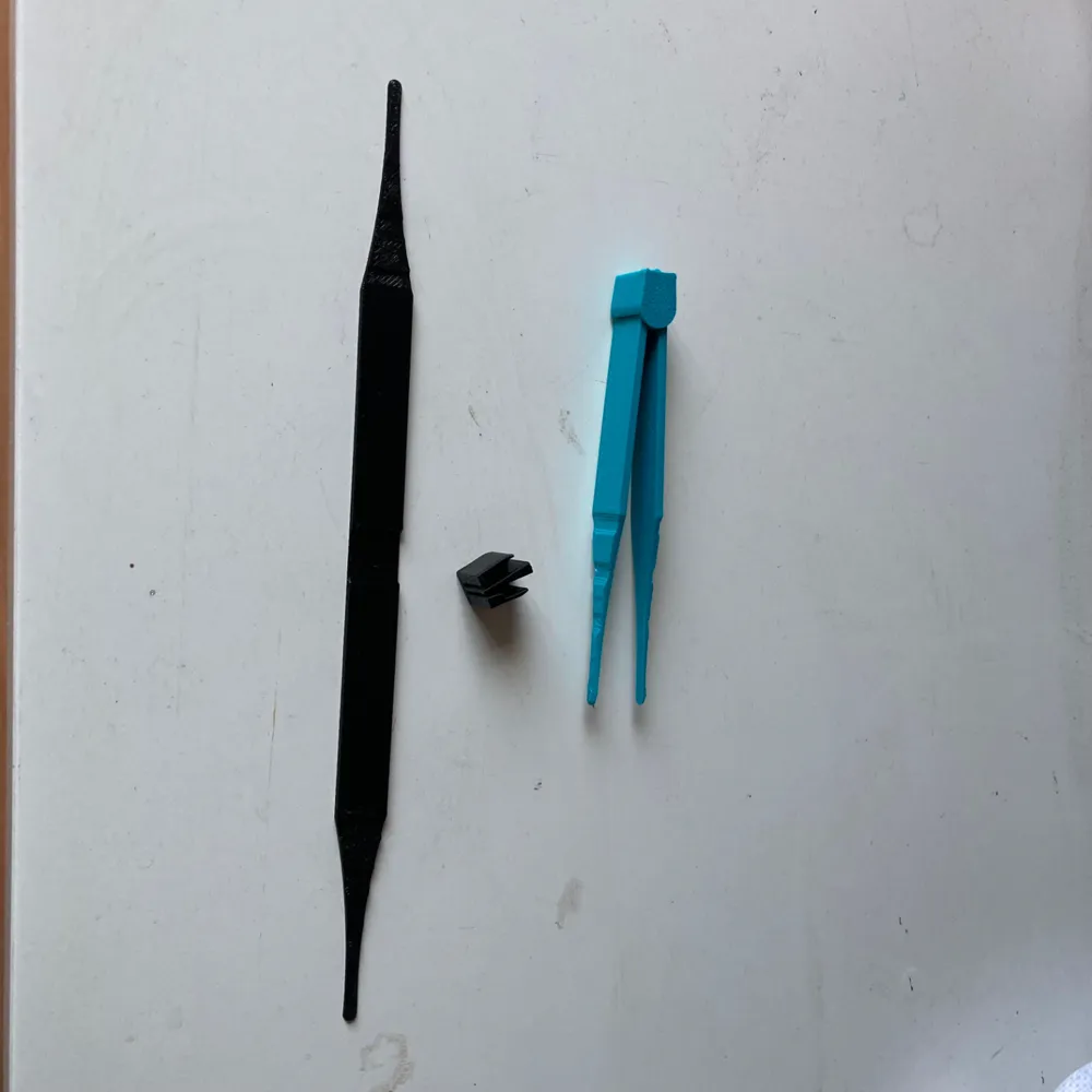 3D printable tweezers by iSuat.com - MakerWorld