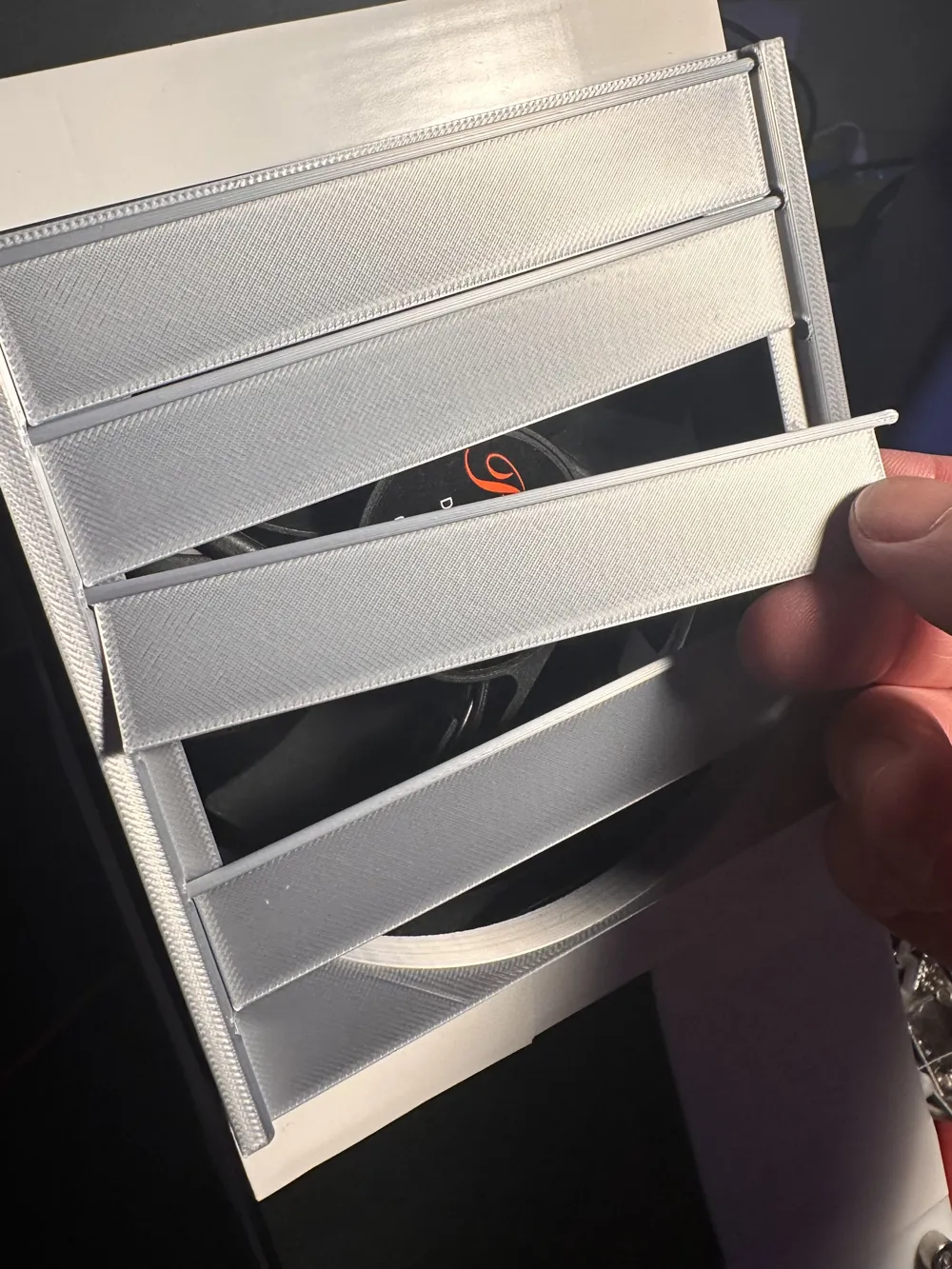 Simple "One-Way" Exhaust Vent (120mm Fan Adapter) by NikolaValentine117 ...