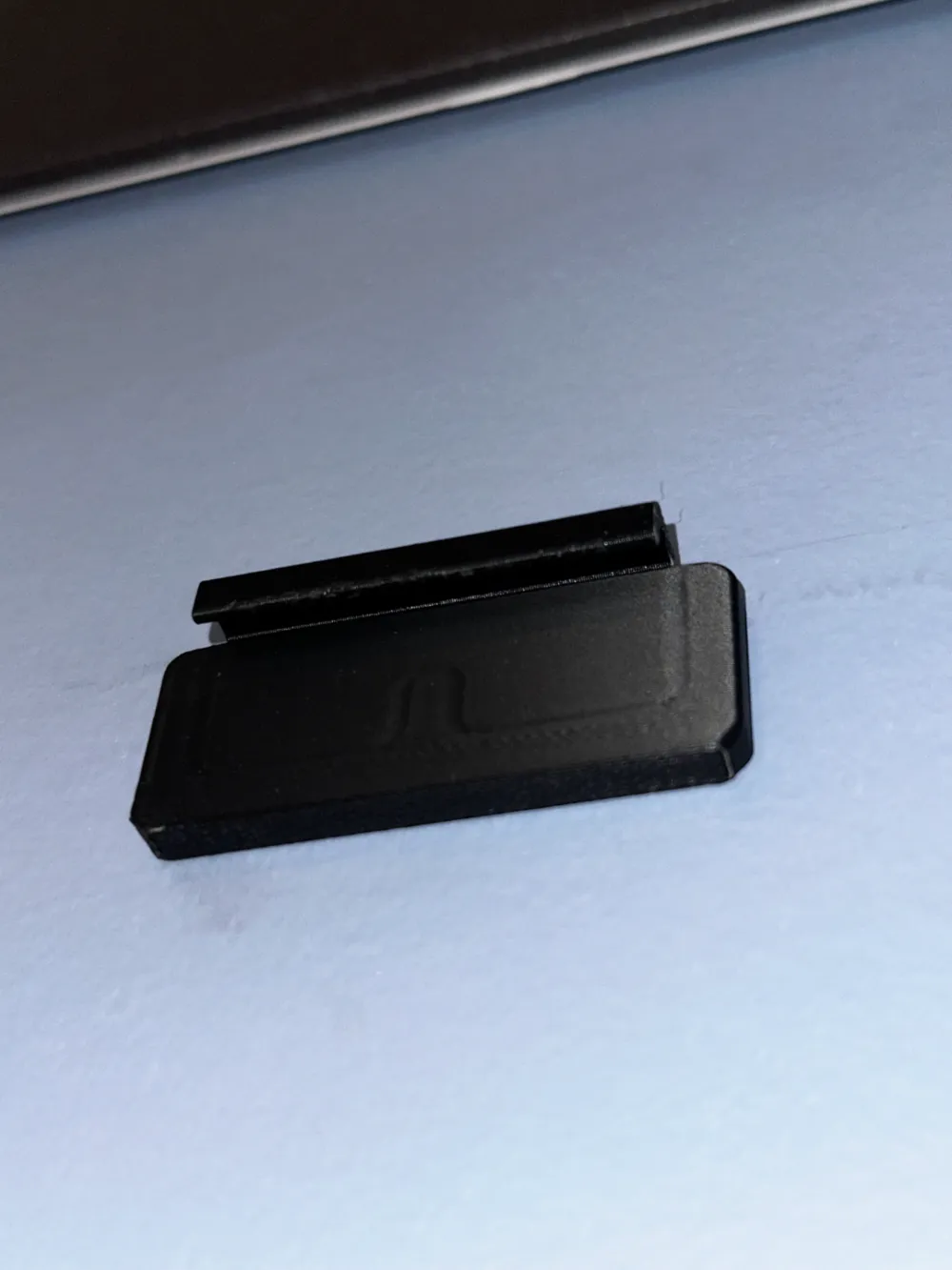 Easily Removable Vinyl Wall Mounts by Lunall - MakerWorld