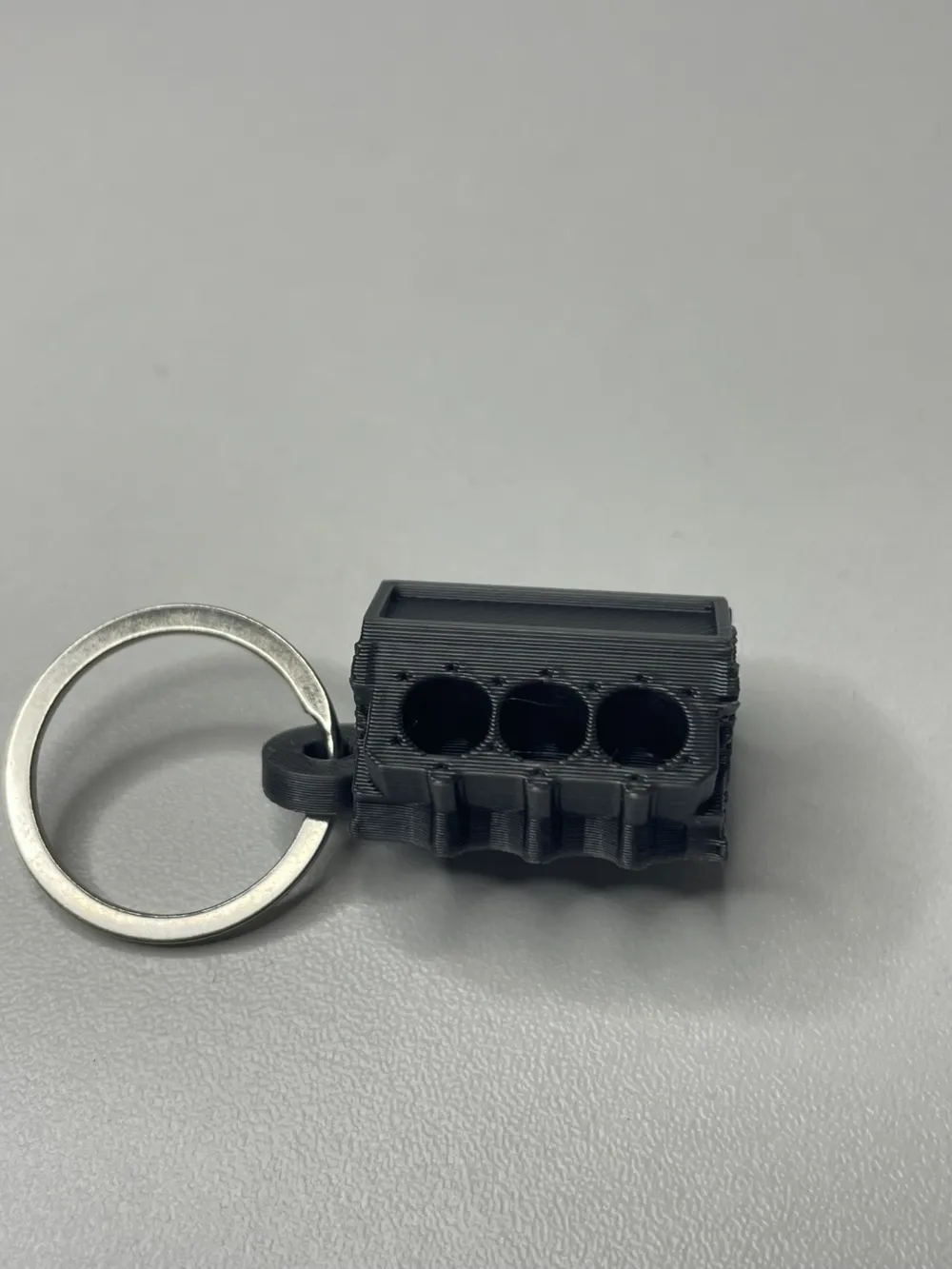 Engine block V6 keychain - Free 3D Print Model - MakerWorld