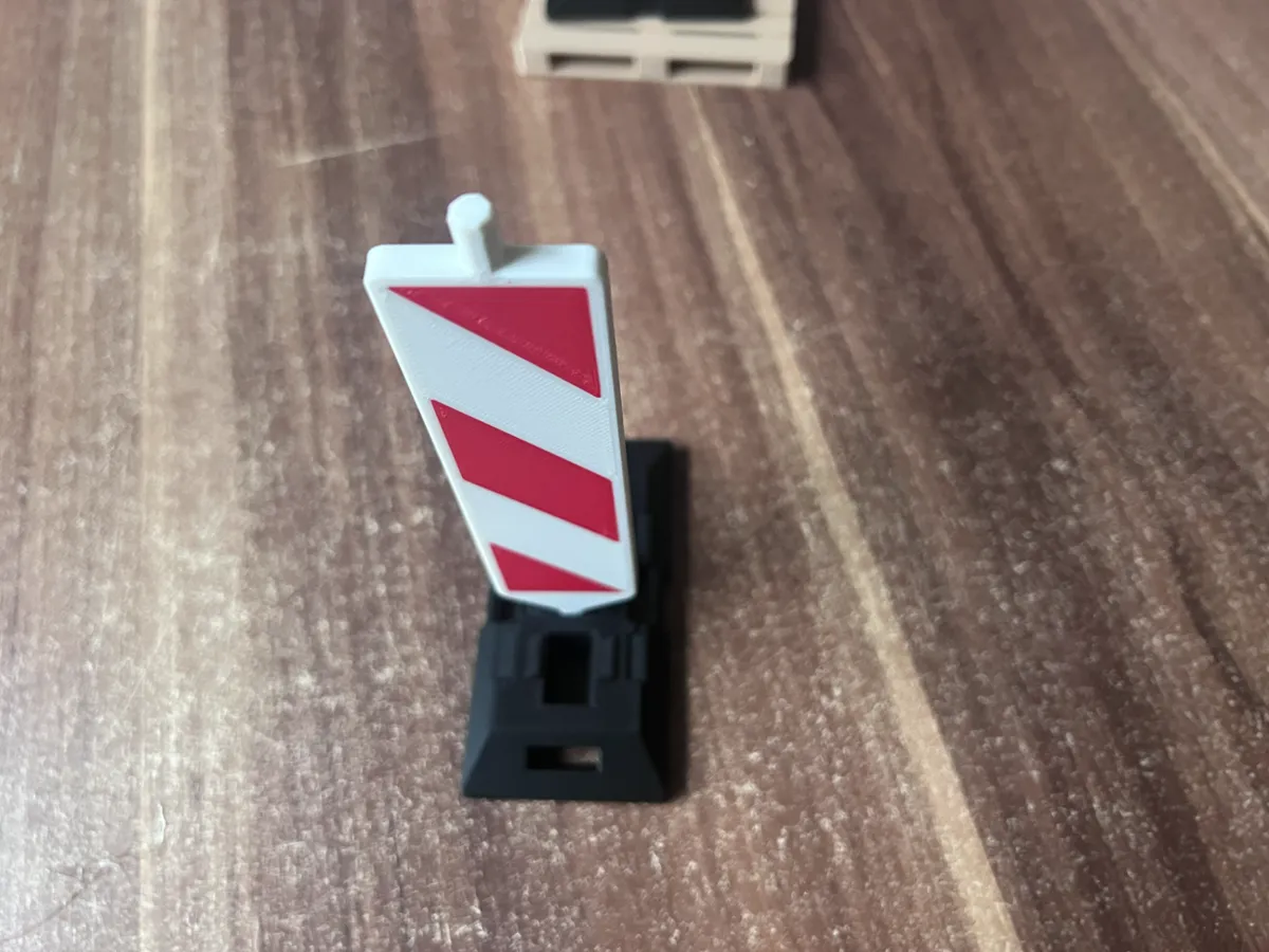 Traffic Delineators, Warning Barriers, Warning Sign 1/10 Scale Model ...